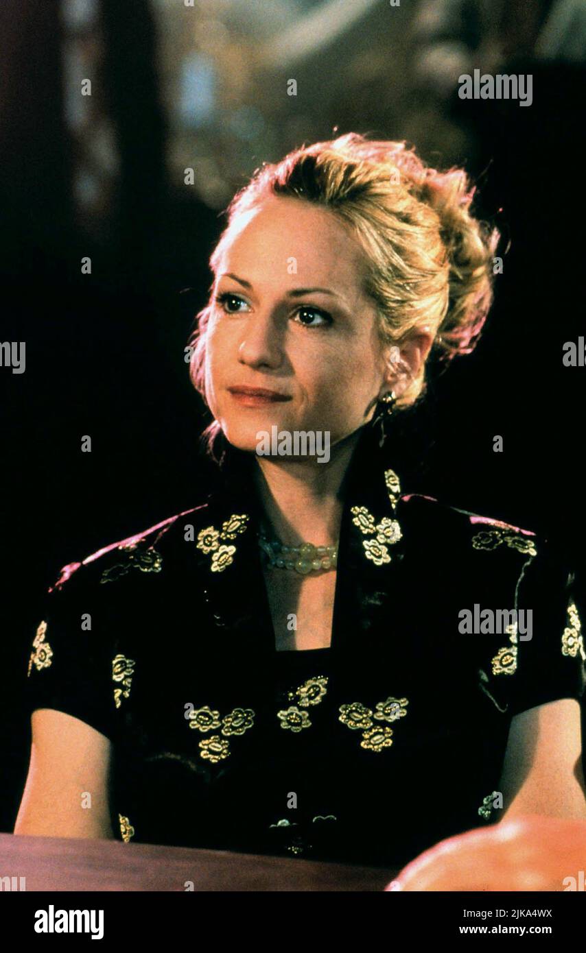 Holly Hunter Film: Living Out Loud (1998) Characters: Judith Moore ...