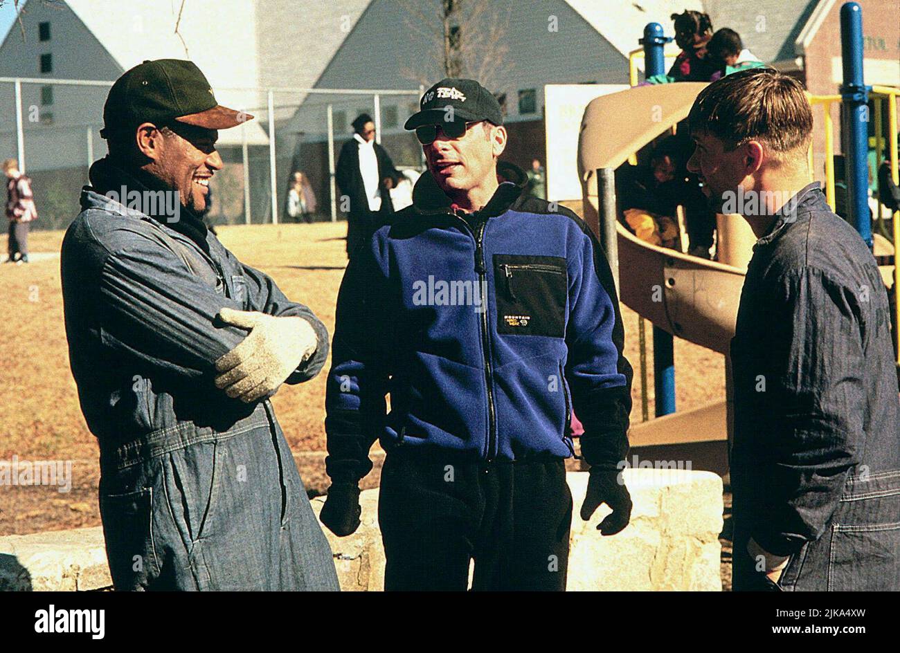 Laurence fishburne stephen baldwin fled hi-res stock photography and ...