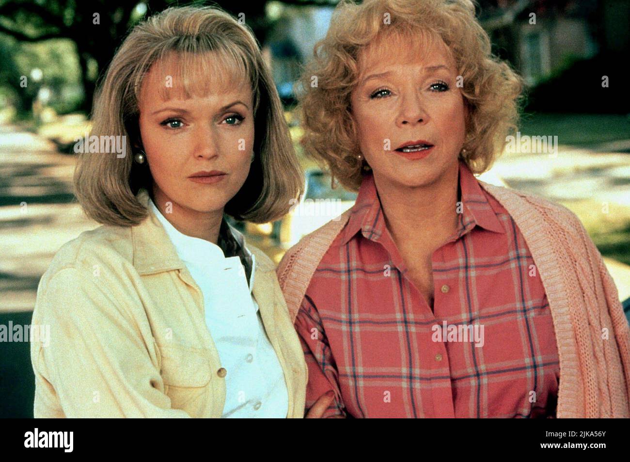 Miranda Richardson & Shirley Maclaine Film: The Evening Star (USA 1996 ...