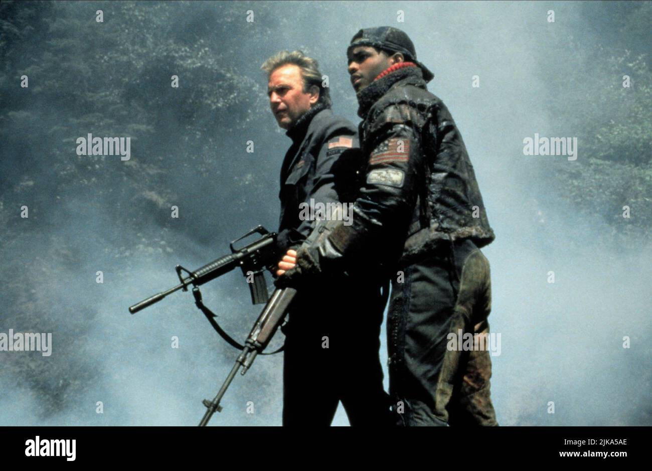 Kevin costner in the postman hi-res stock photography and images - Alamy
