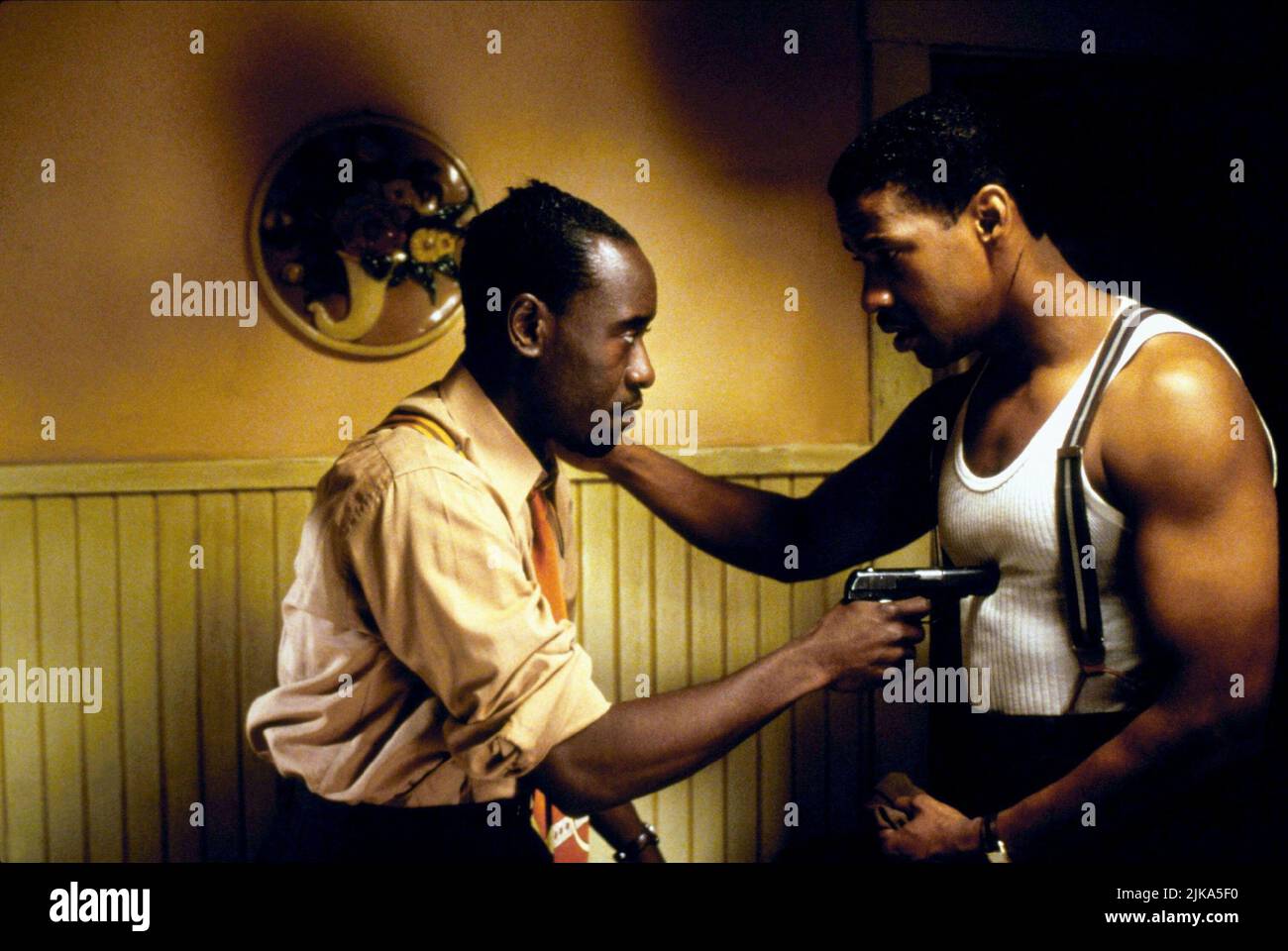 Don Cheadle, Denzel Washington Film Devil In A Blue Dress (1995 ...