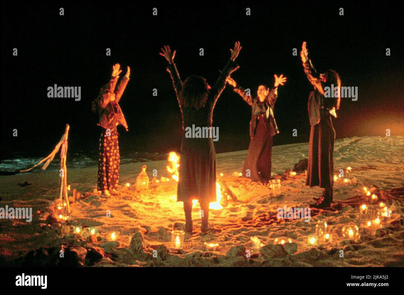 Fairuza Balk, Robin Tunney, Neve Campbell, Rachel True Film: The Craft ...