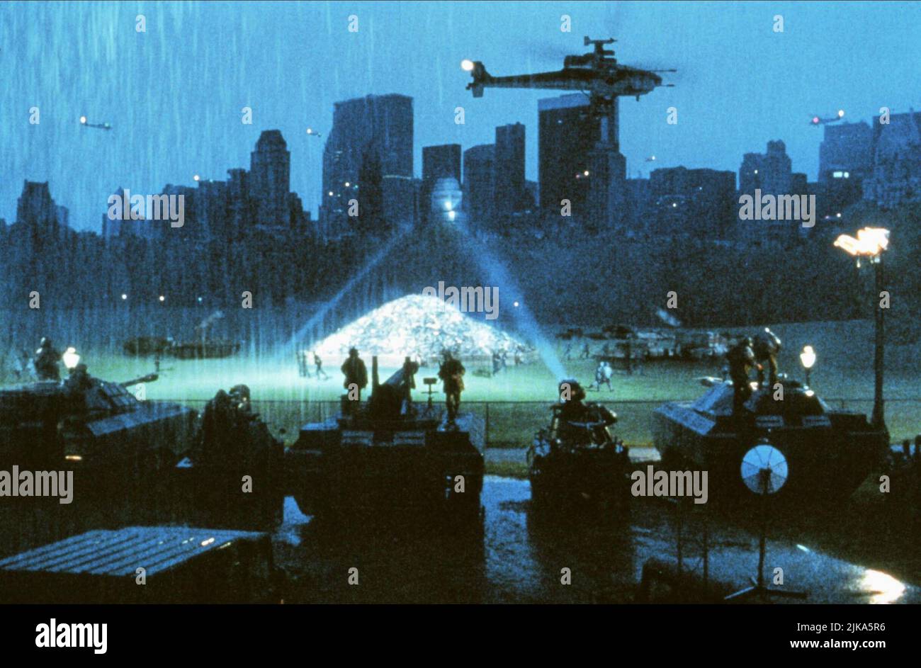 Godzilla tank film godzilla hi-res stock photography and images - Alamy