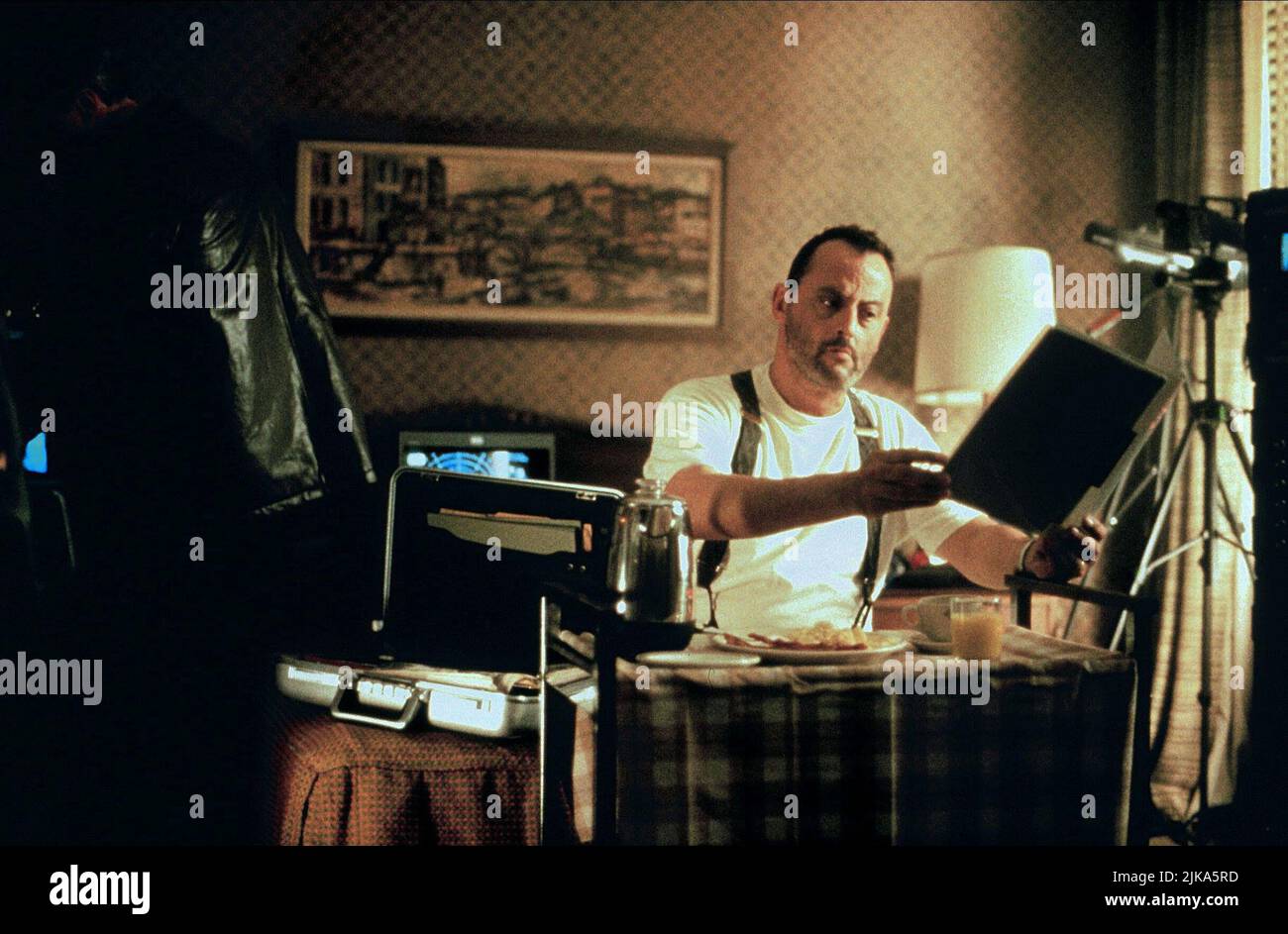 Jean Reno Film: Godzilla (USA/JP 1998) Characters: Philippe Roache ...