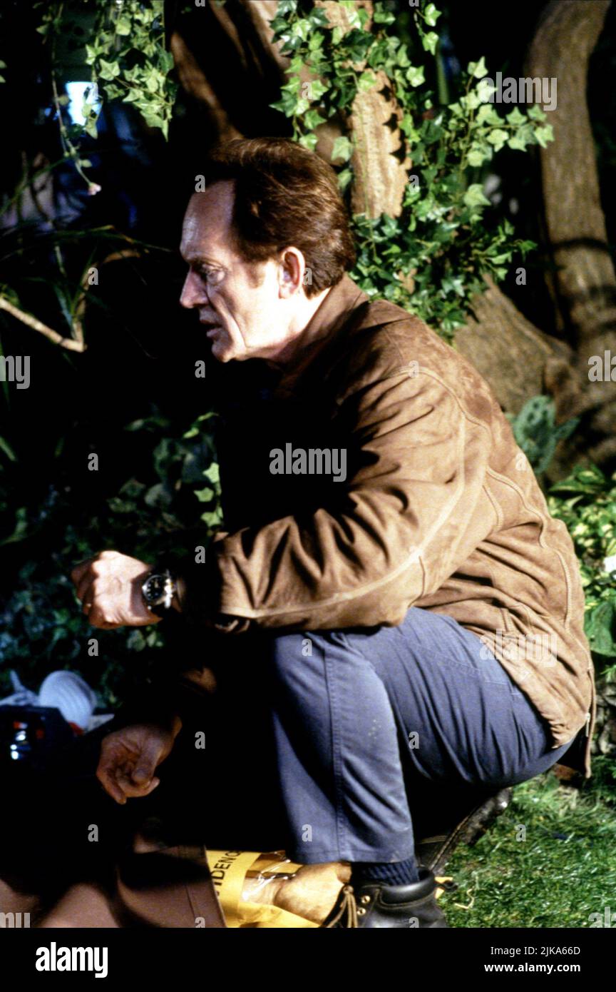 Lance Henriksen Television: Millennium (TV-Serie) Characters: Frank ...