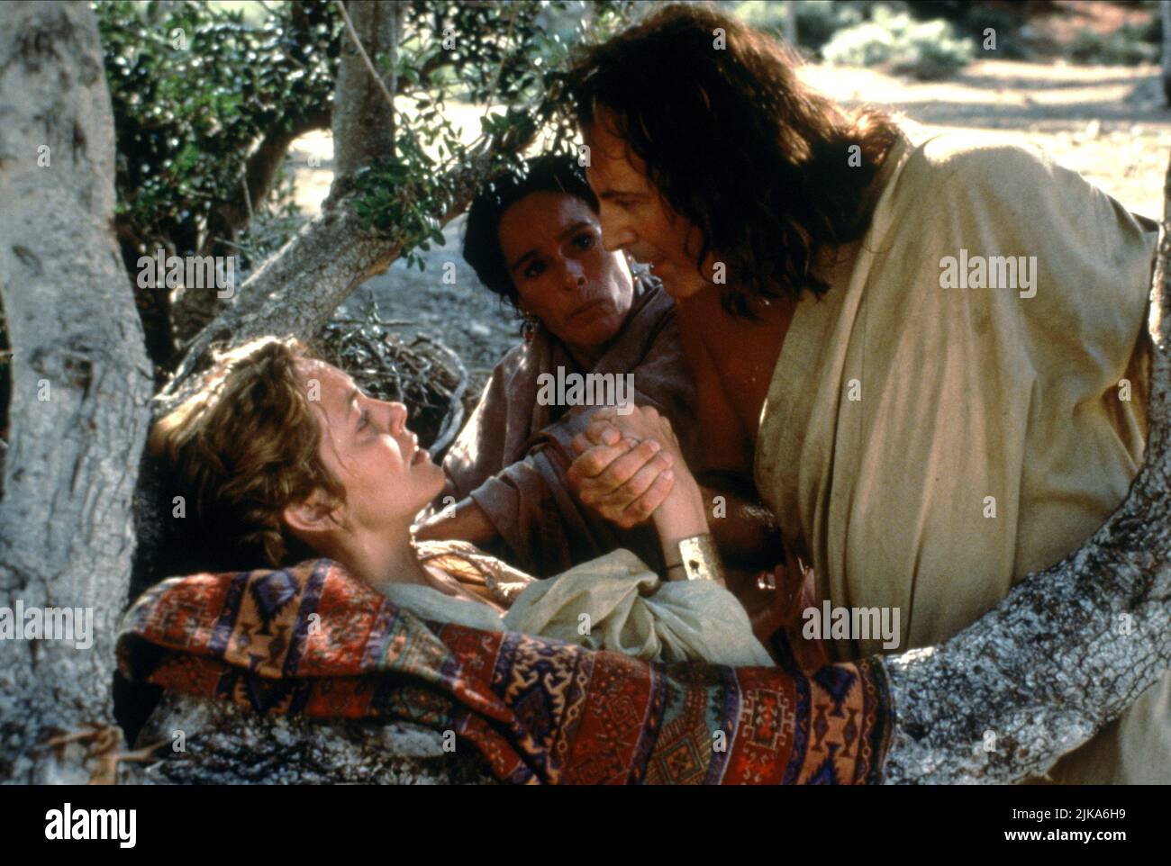 Greta Scacchi, Geraldine Chaplin & Armand Assante Film The Odyssey ...