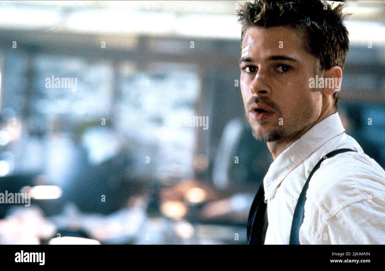 Seven 1995 brad pitt film still hi-res stock photography and images - Alamy
