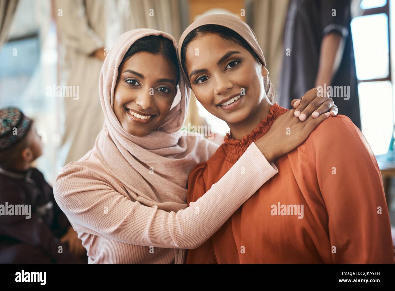 My sister is my everything. two muslim sisters bonding Stock Photo - Alamy