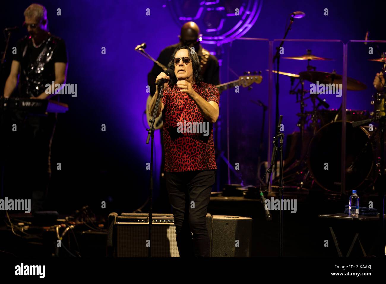 HOLLYWOOD, FL-JULY 31: Todd Rundgren opening performance for Daryl Hall ...