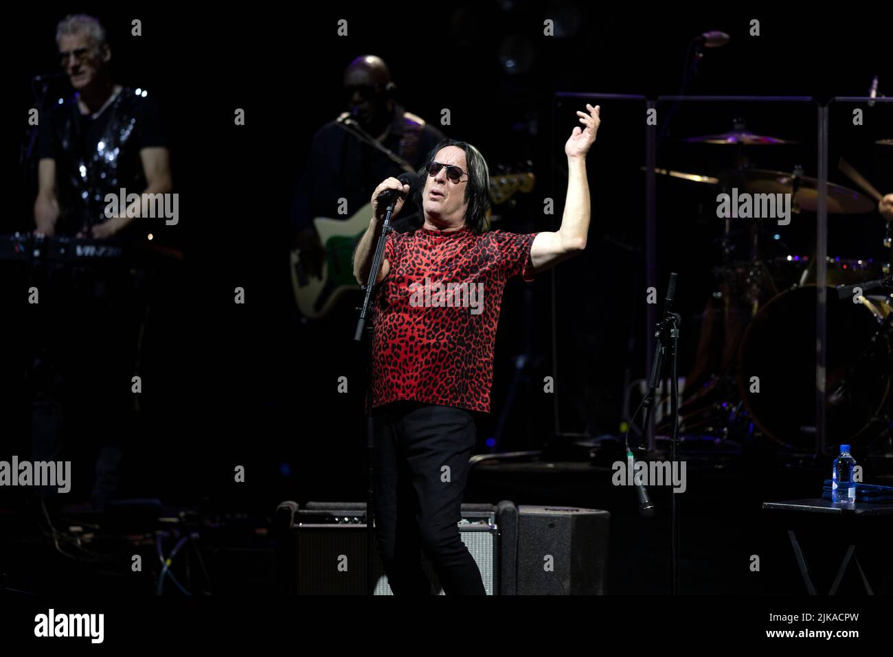 HOLLYWOOD, FL-JULY 31: Todd Rundgren opening performance for Daryl Hall ...