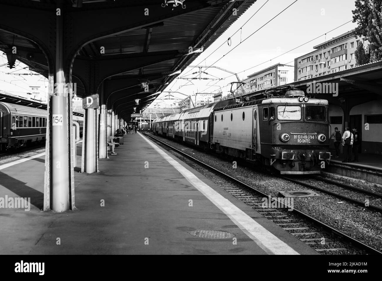 Train at Bucharest North Railway Station (Gara de Nord Bucharest ...
