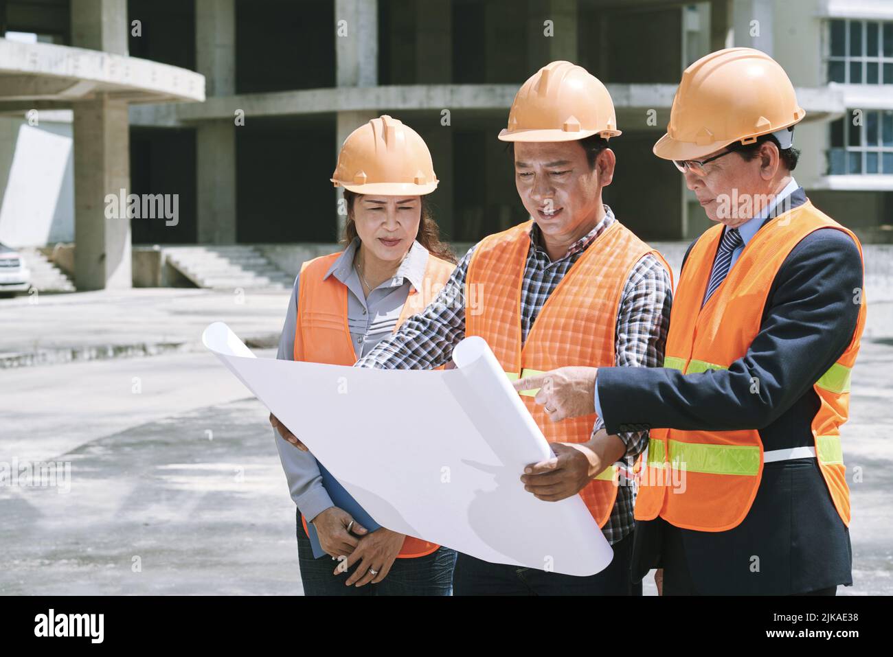 Contractors engineers hi-res stock photography and images - Alamy