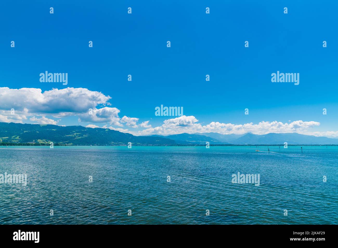 Germany, Beautiful panorama view above lakeside of turquoise bodensee ...