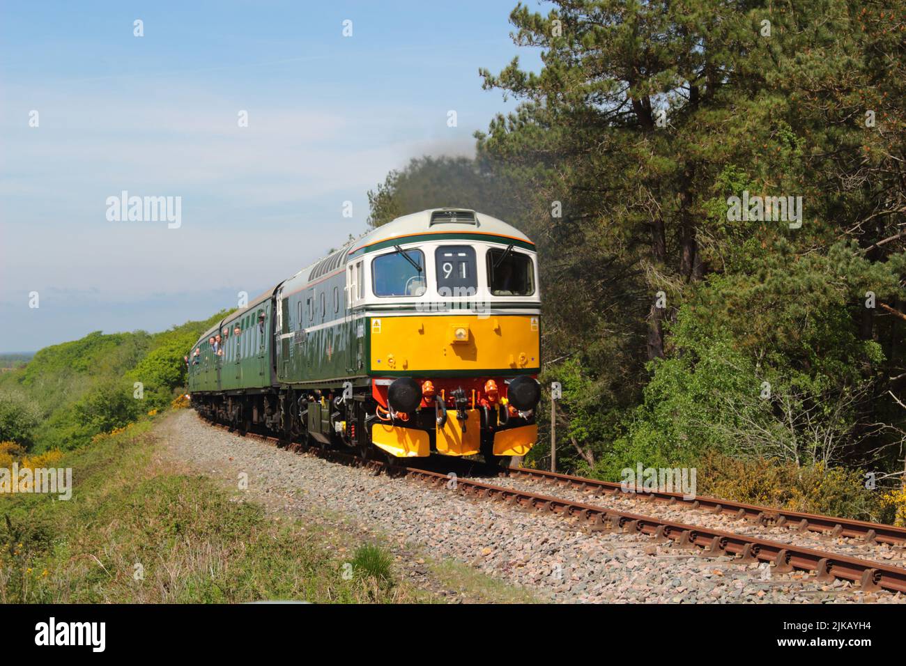 Br class 33 locomotive hi-res stock photography and images - Alamy