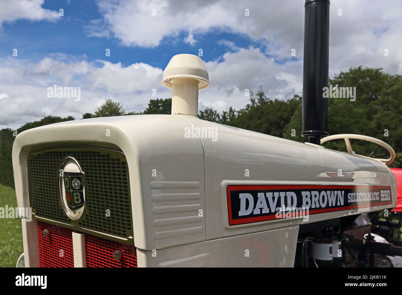 David Brown Selectamatic 990 tractor Stock Photo - Alamy