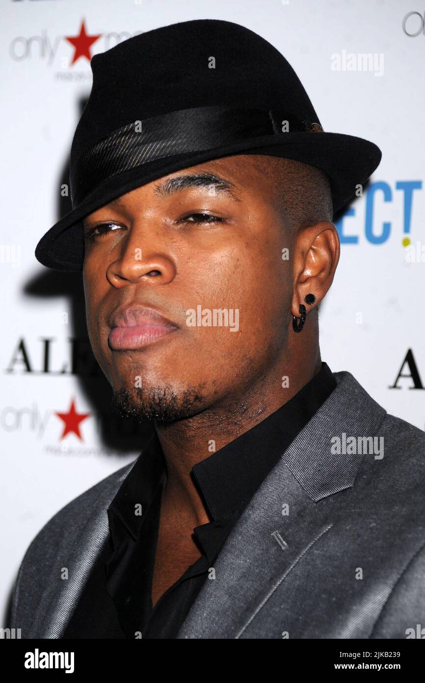 NEW YORK - FEBRUARY 01: R&B singer/songwriter Ne-Yo attends the ...