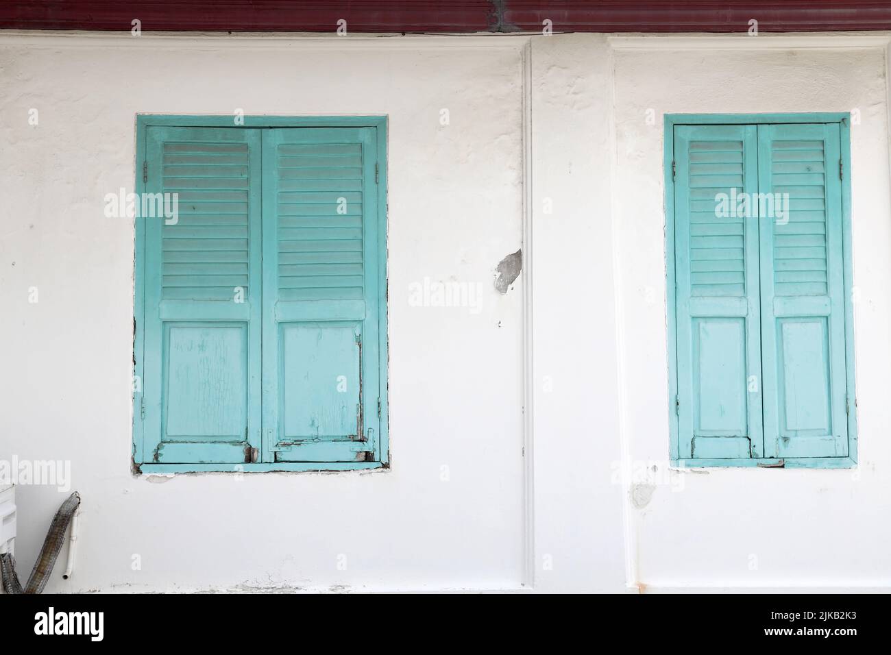 The old vintage wooden window on the white wall Stock Photo - Alamy