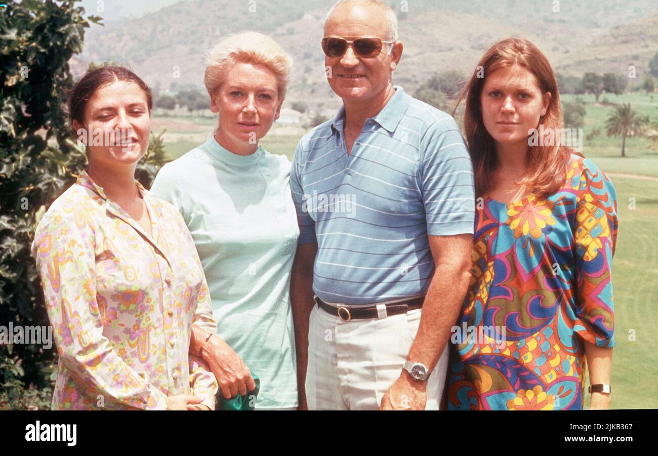 DEBORAH KERR CON SU FAMILIA Stock Photo - Alamy