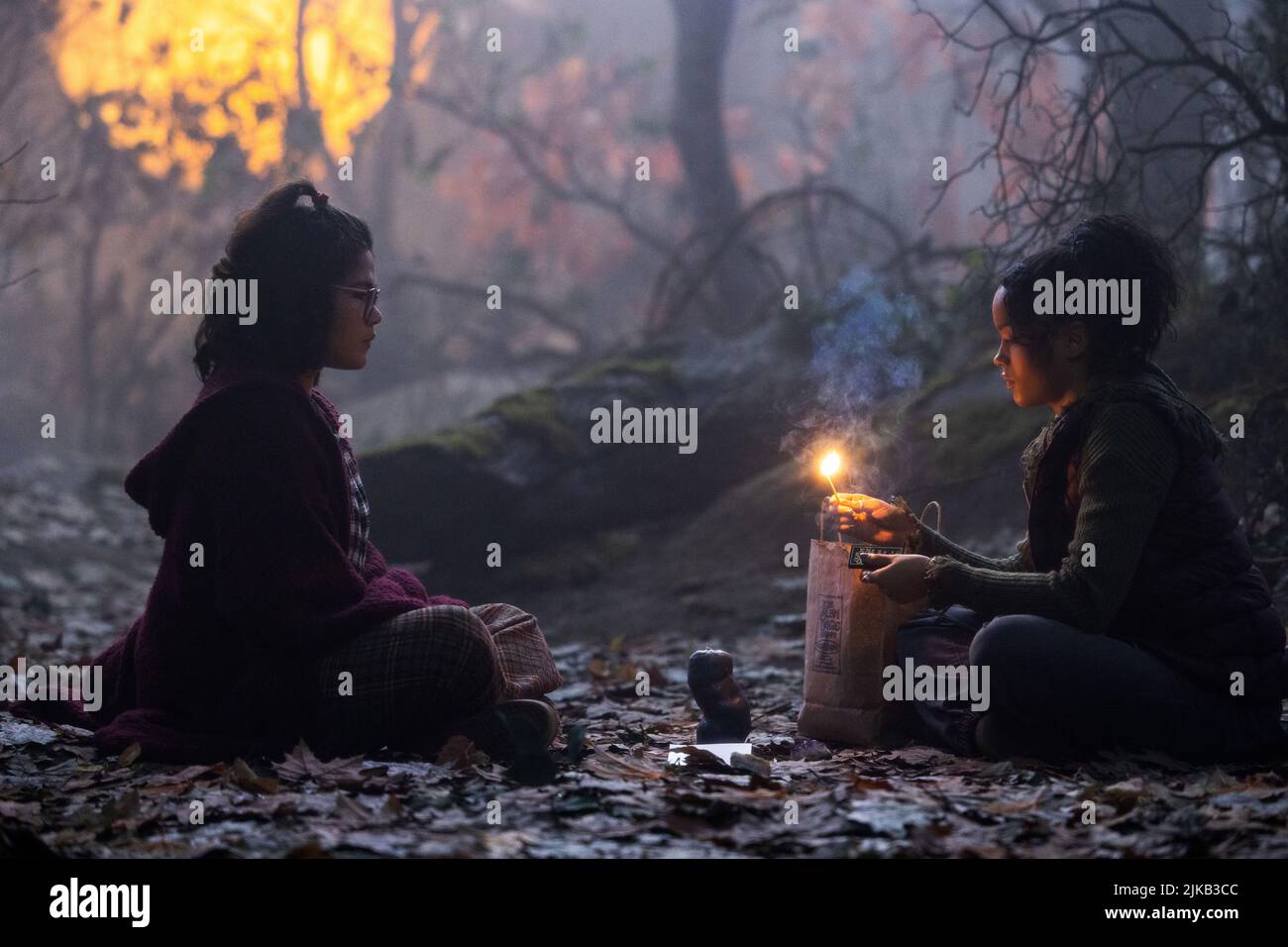 Hocus pocus 2 film hi-res stock photography and images - Alamy