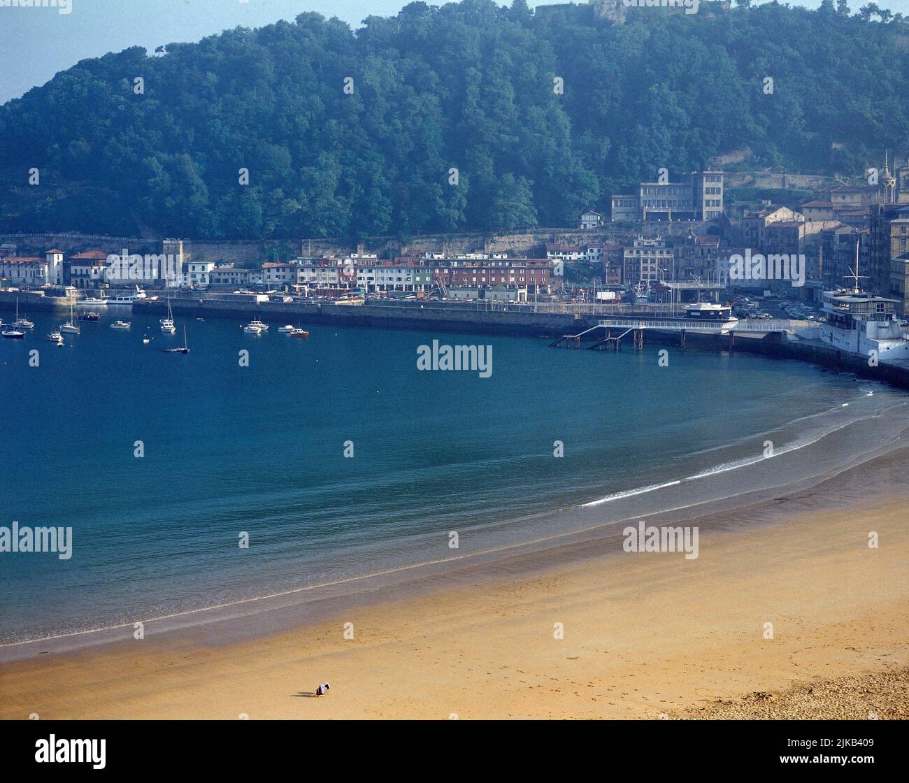 PLAYA DE LA CONCHA. Location: EXTERIOR. SAN SEBASTIAN. Guipuzcoa. SPAIN ...