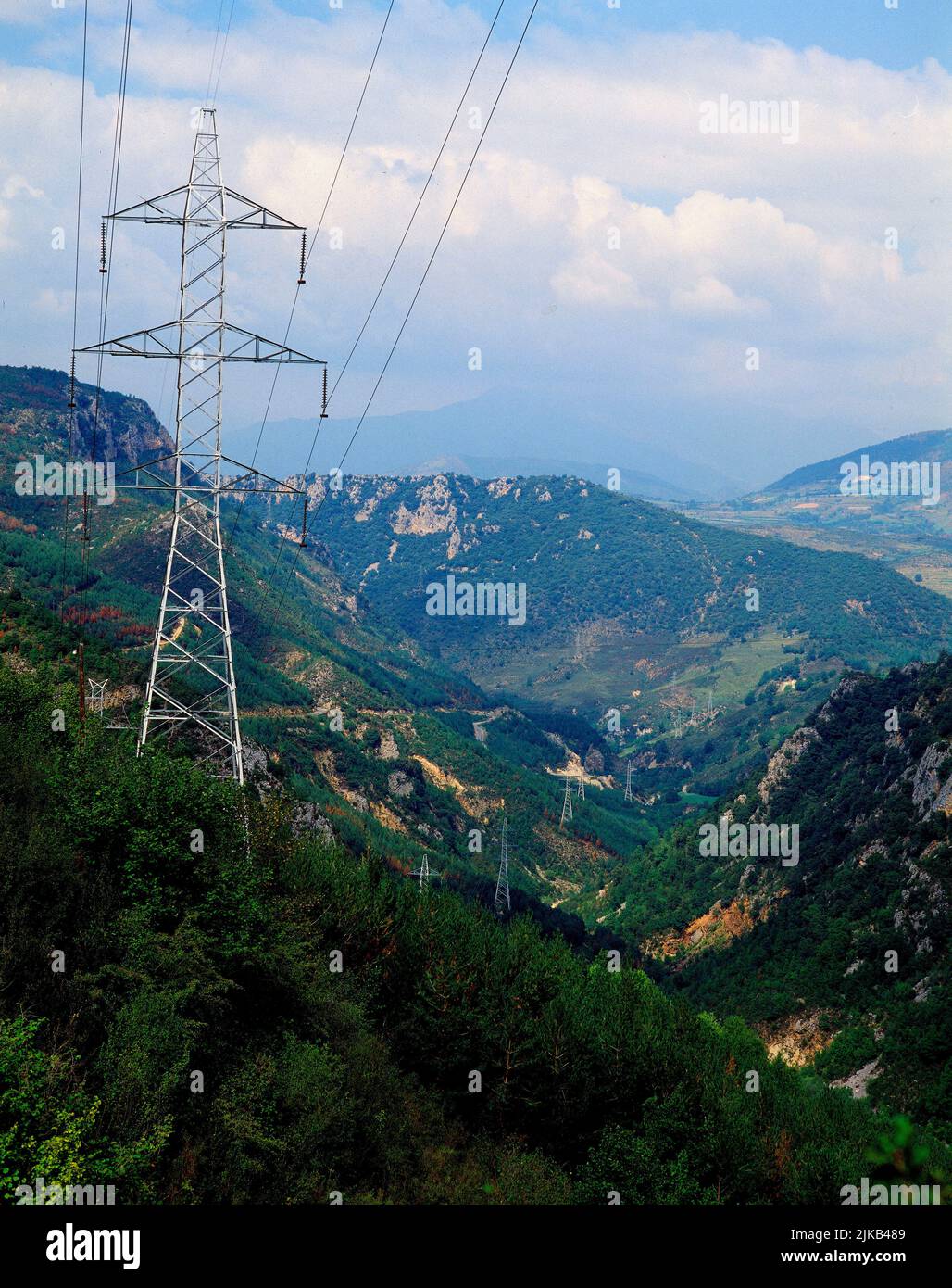 LINEA DE ALTA TENSION. Location: EXTERIOR. PUERTO VIU. Lerida. SPAIN ...