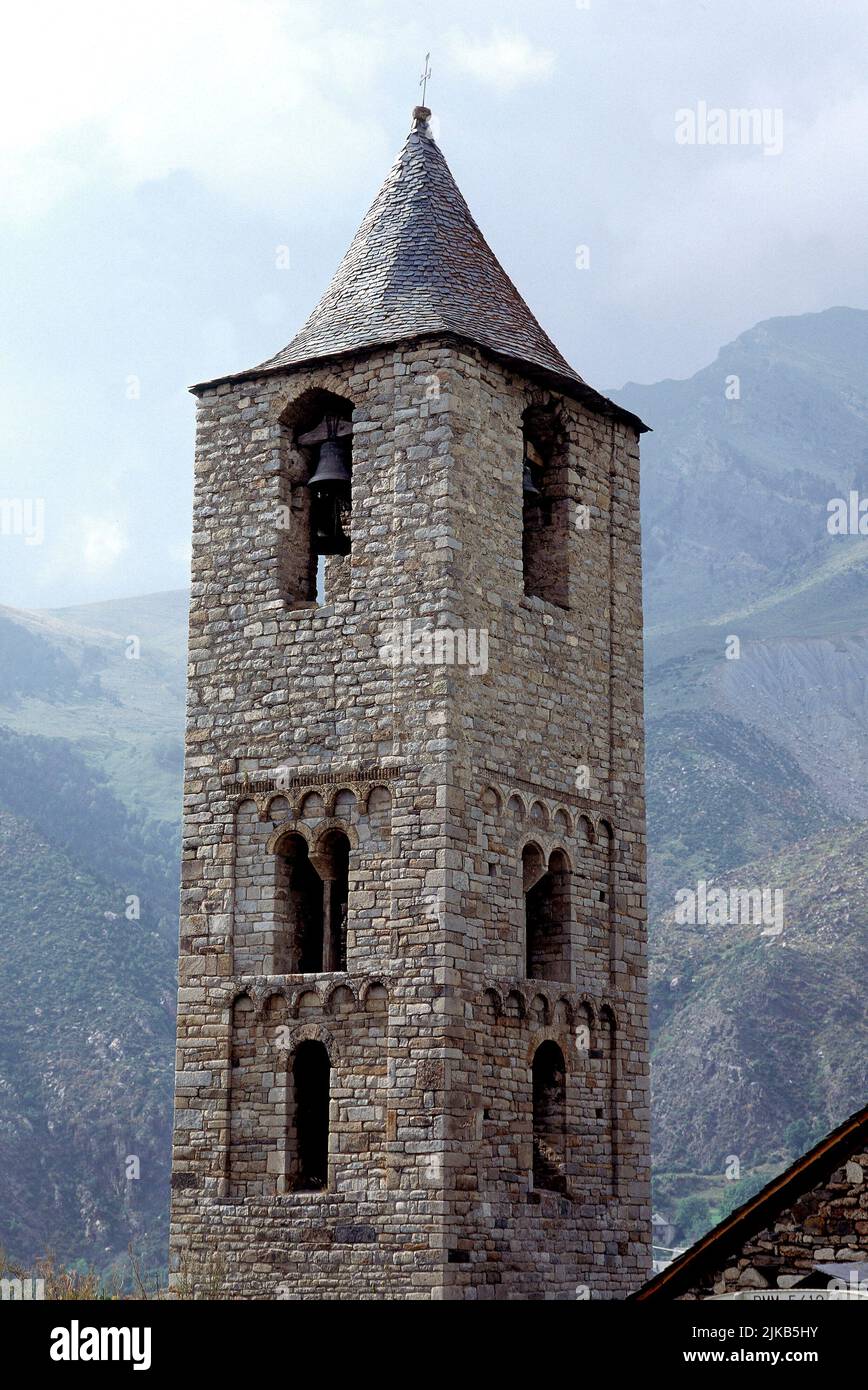 TORRE DE LA IGLESIA DE SAN JUAN - SIGLO XII - ROMANICO CATALAN ...