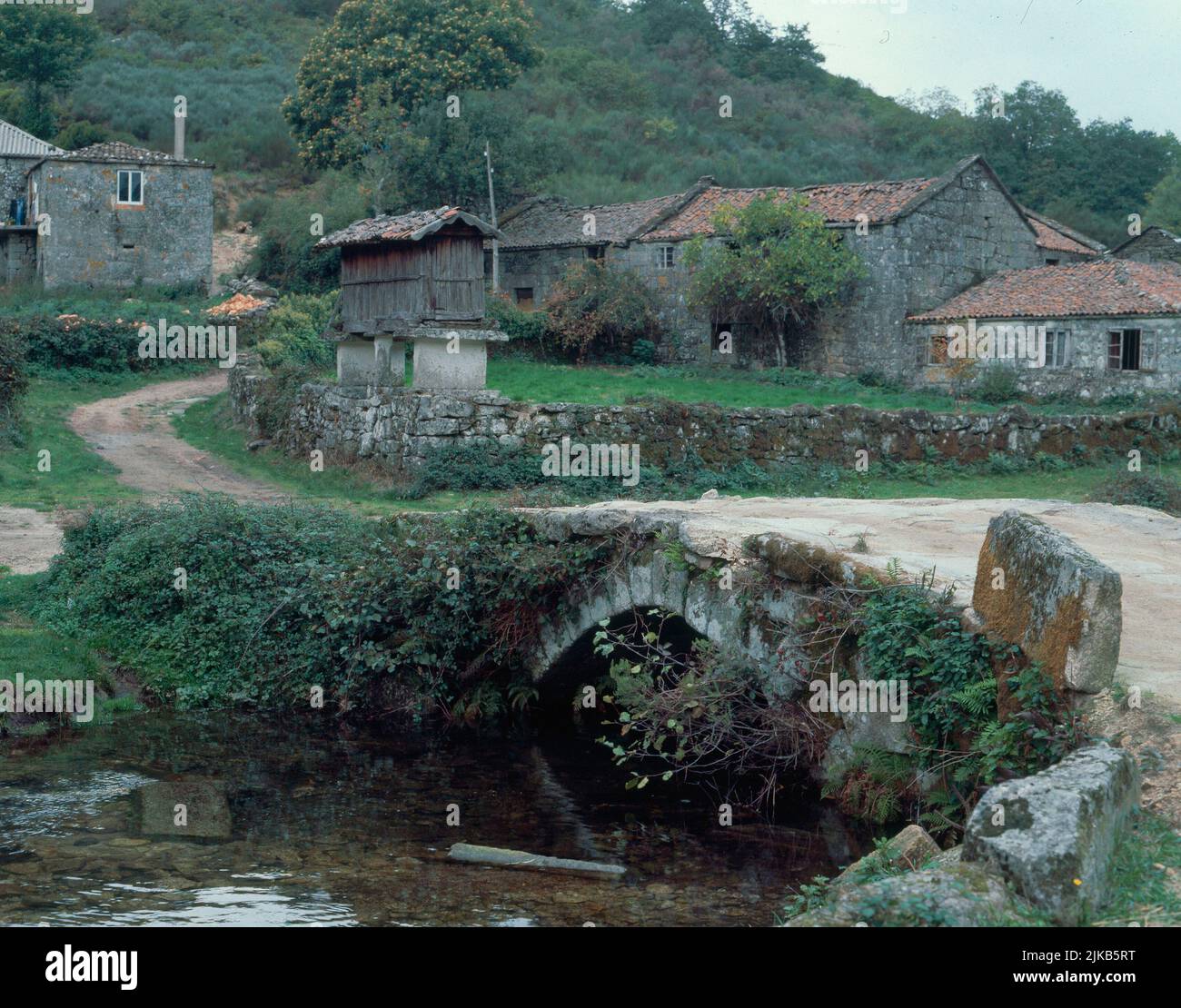 Oseira pueblo hi-res stock photography and images - Alamy