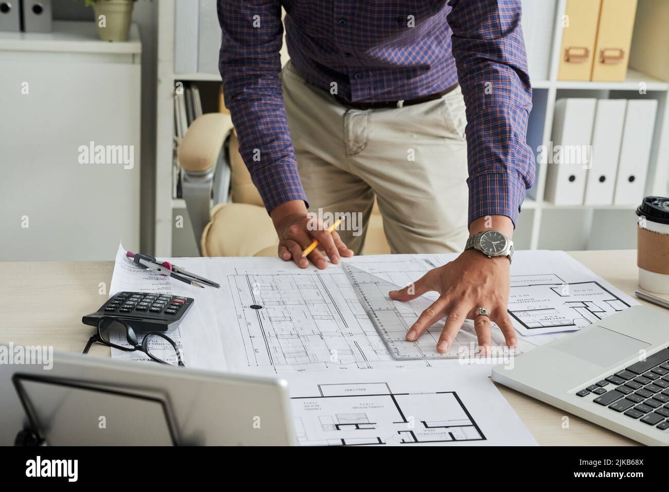 Engineer executive hi-res stock photography and images - Alamy