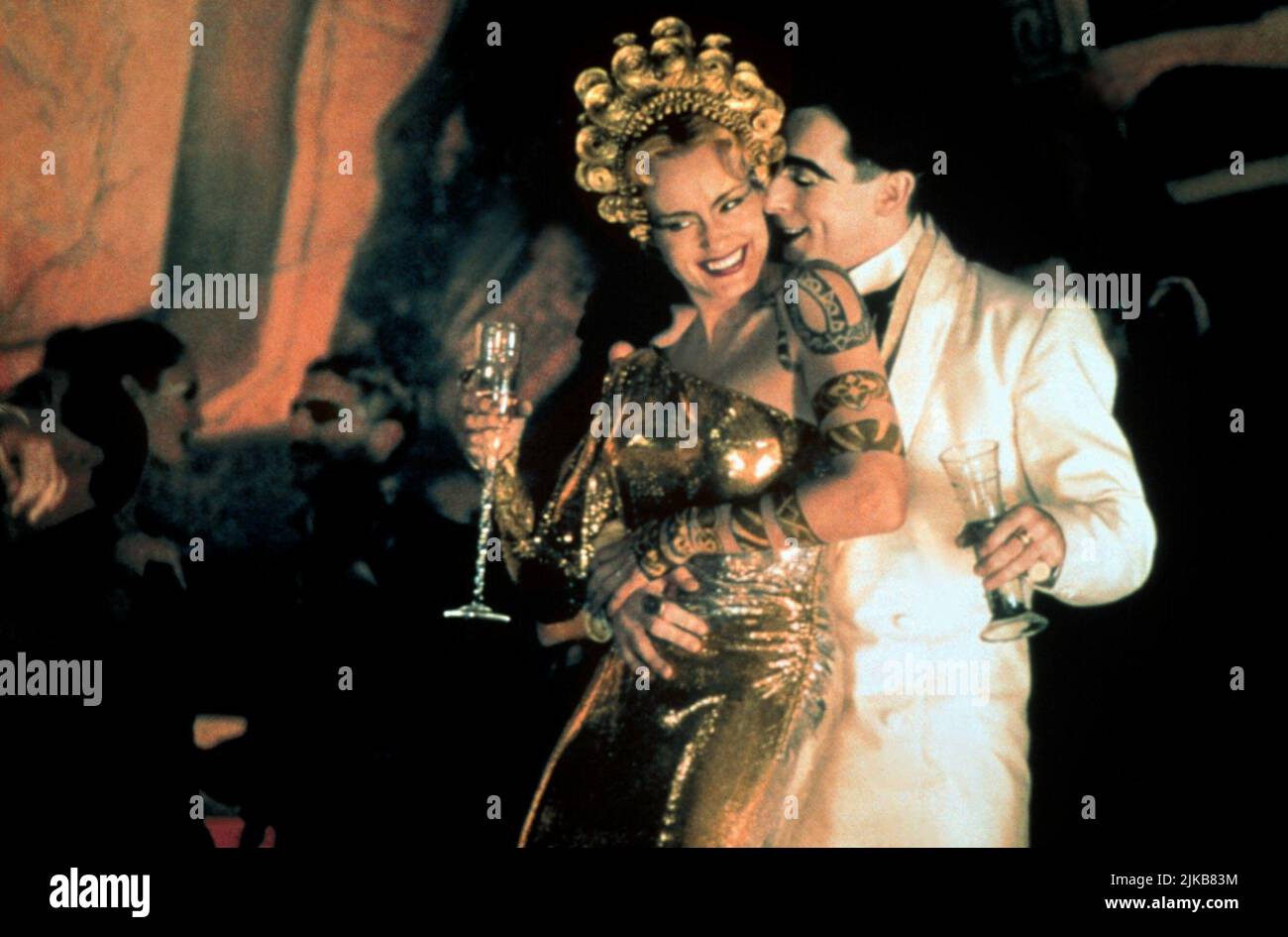Jessica Lange & Alan Cumming Film Titus (1999) Characters: Tamora ...