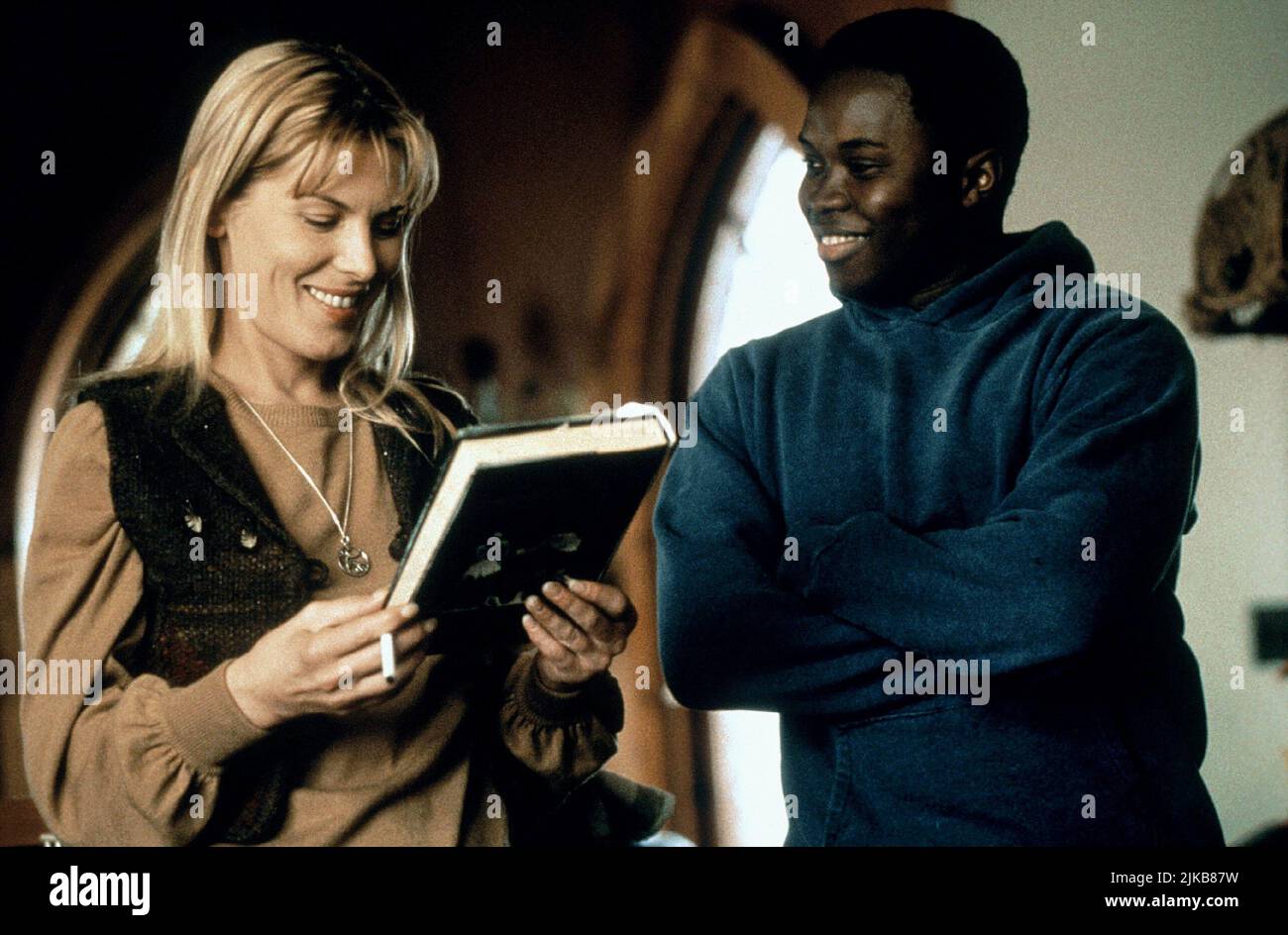 Deborah Kara Unger & Vicellous Reon Shannon Film: The Hurricane (1999 ...