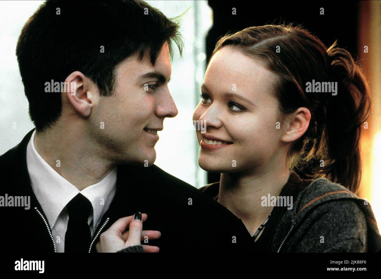 Wes bentley in american beauty (1999) hi-res stock photography and ...