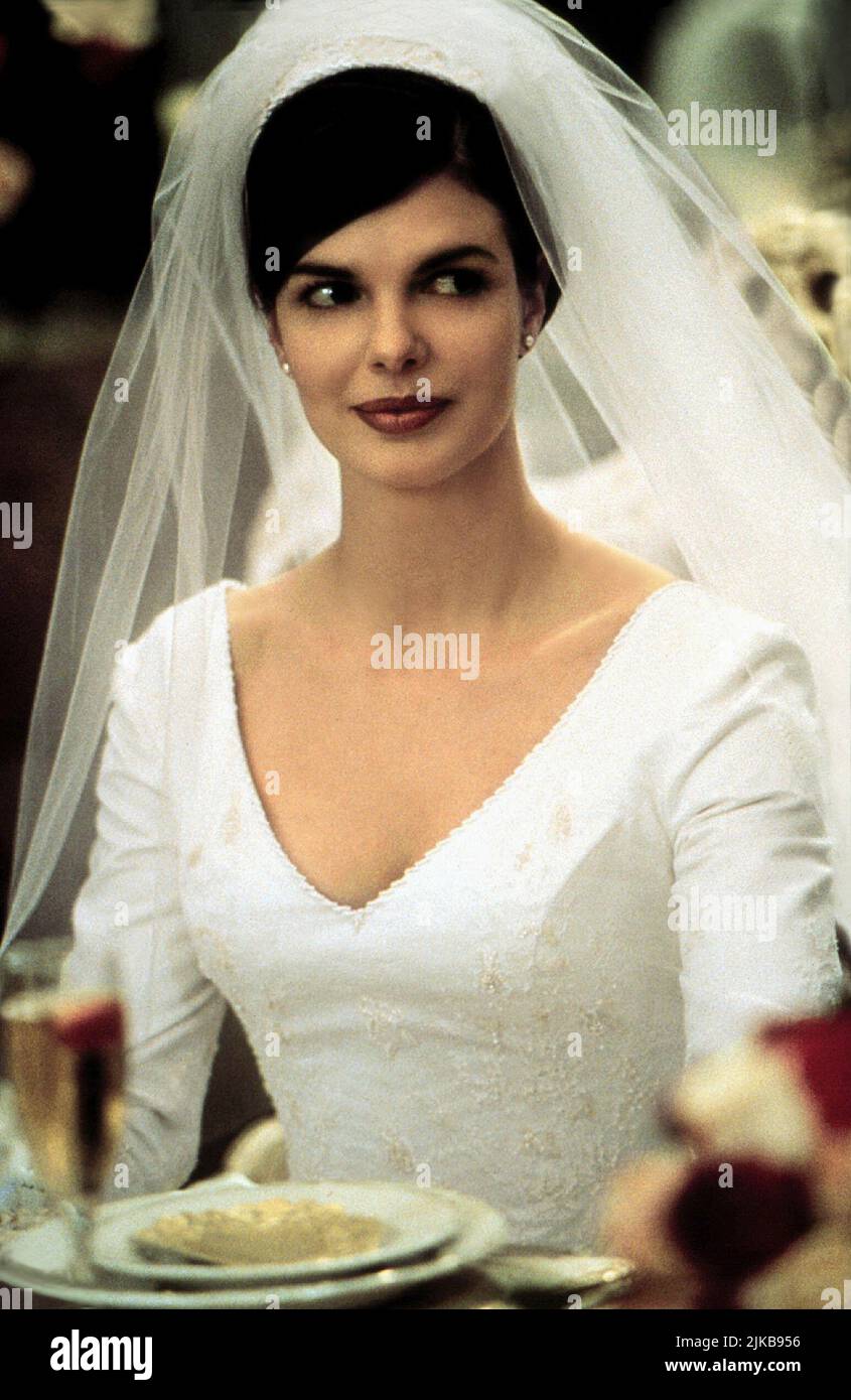 Jeanne Tripplehorn Film Mickey Blue Eyes (1999) Characters: Gina Vitale ...