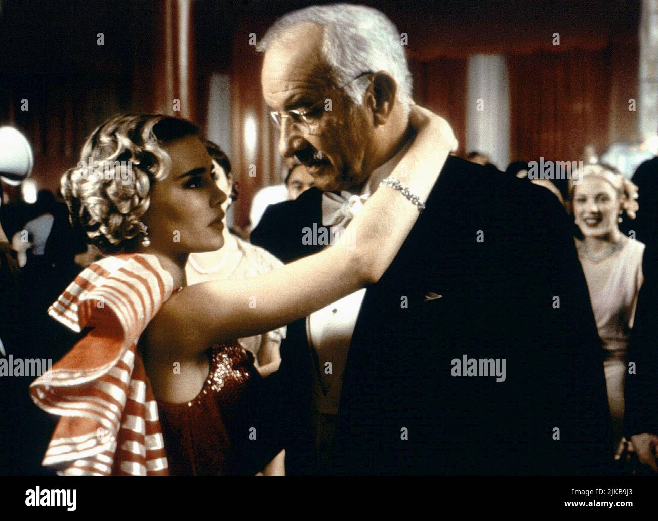 Gretchen Mol & Armin Mueller-Stahl Film The Thirteenth Floor (1999 ...