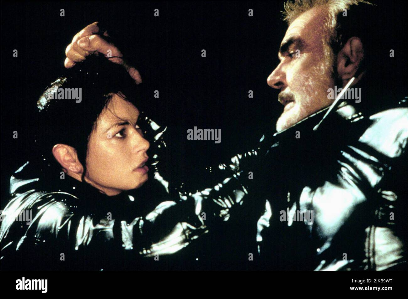 Entrapment movie stills hi-res stock photography and images - Alamy