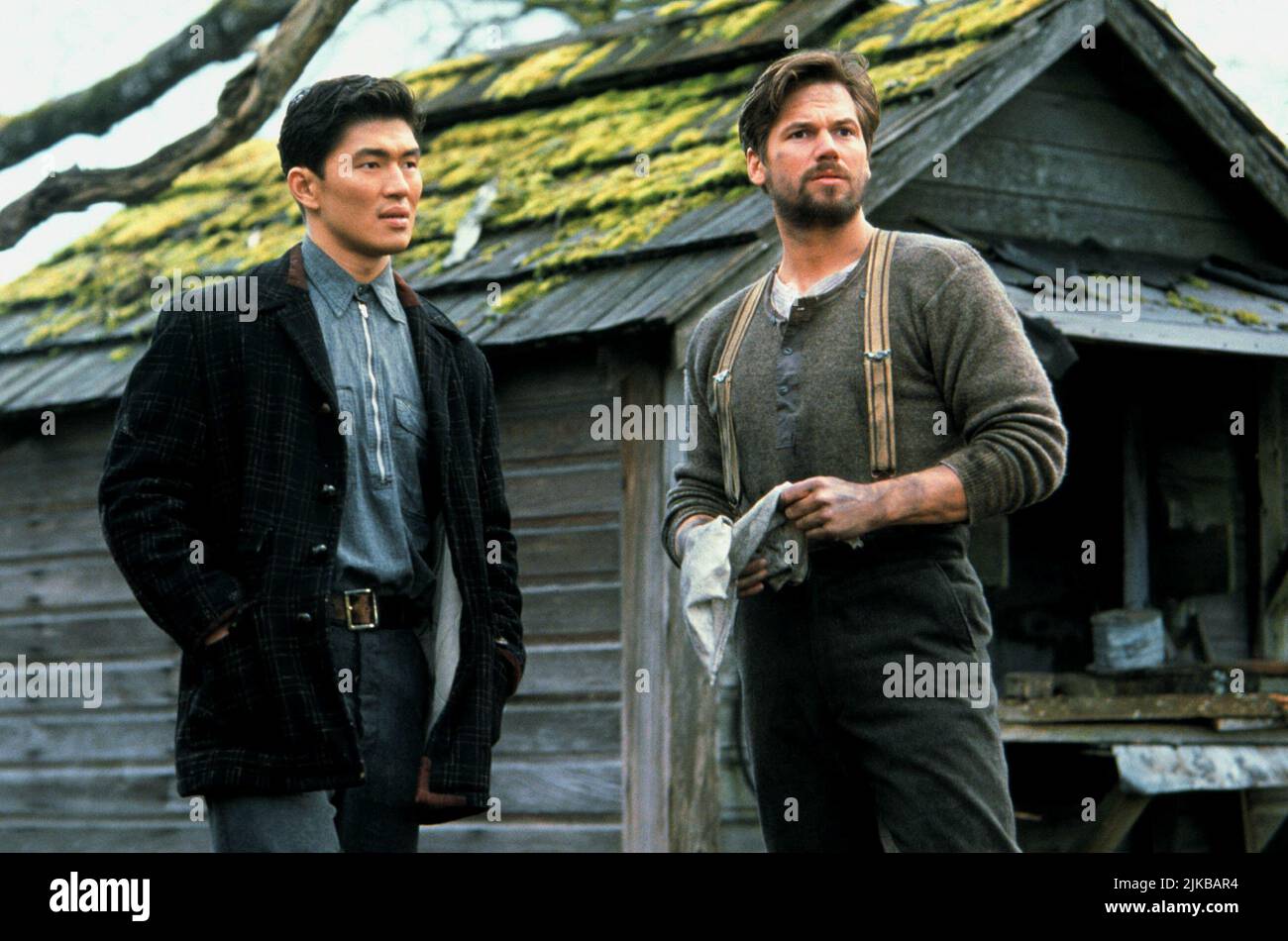 Rick Yune & Eric Thal Film: Snow Falling On Cedars (USA 1999 ...