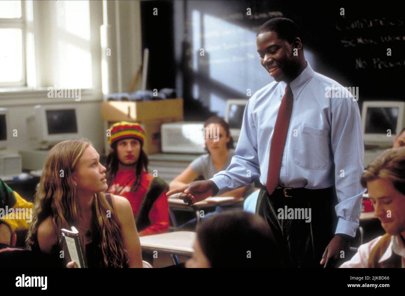 Julia Stiles & Daryl Mitchell Film: 10 Things I Hate About You (USA ...