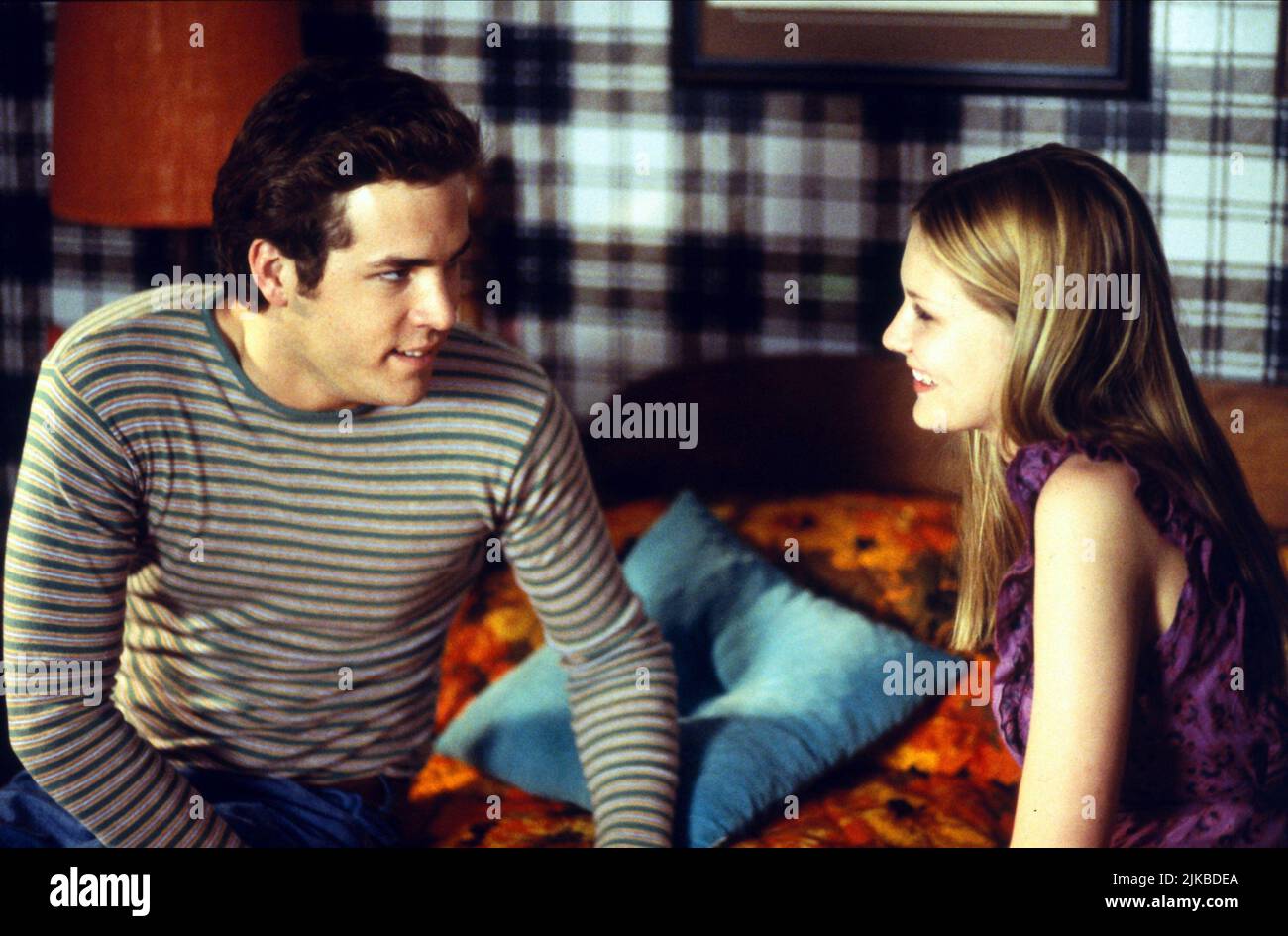 Ryan Reynolds & Kirsten Dunst Film Dick (1999) Characters: Chip, Betsy ...