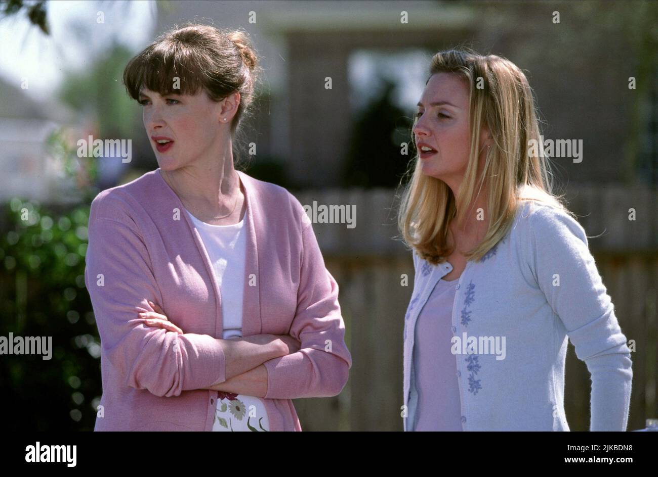 Joan Cusack & Hope Davis Film Arlington Road (1999) Characters: Cheryl Lang, Brooke Wolfe ...