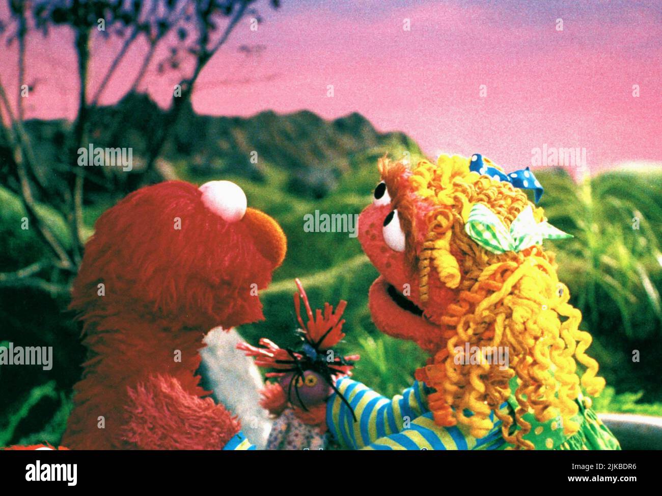 Elmo & Grizzy Film The Adventures Of Elmo In Grouchland (1999 ...