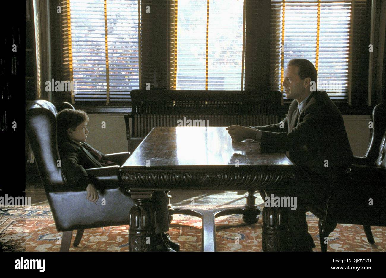 Haley Joel Osment & Bruce Willis Film: The Sixth Sense (USA 1999 ...