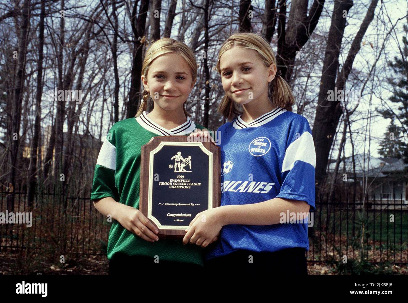 Ashley Olsen & Mary-Kate Olsen Film Switching Goals (1999) Characters ...