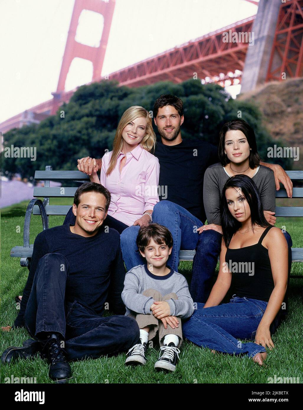 Party of five tv neve campbell hi-res stock photography and images - Alamy