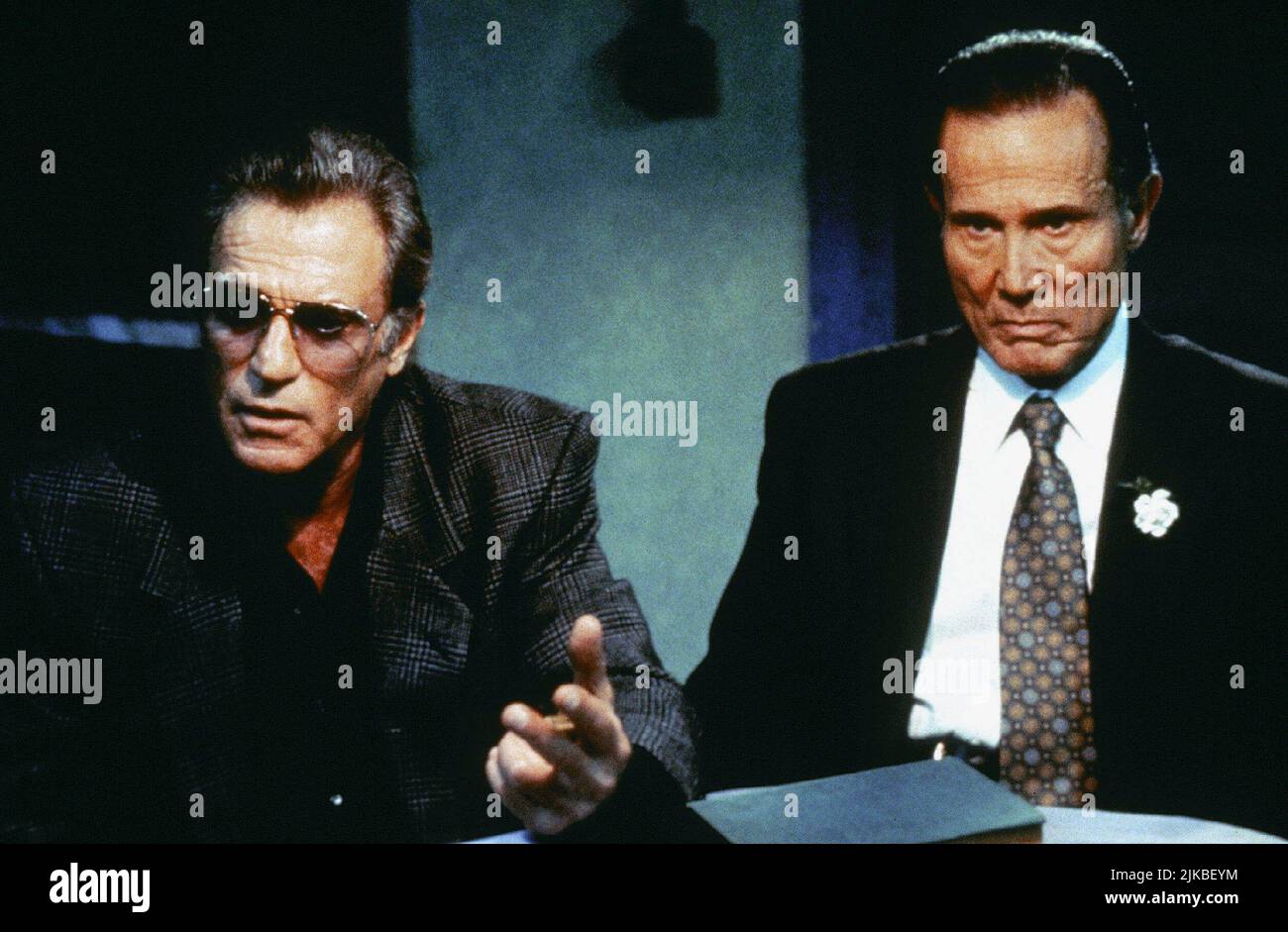 Cliff Gorman & Henry Silva Film: Ghost Dog: Way Of The Samurai (USA/FR ...