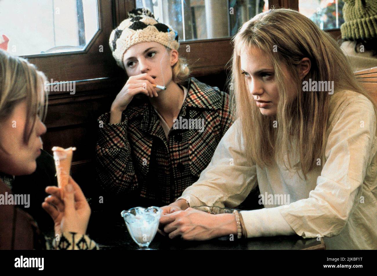 Clea Duvall, Angela Bettis, Angelina Jolie Film: Girl, Interrupted ...