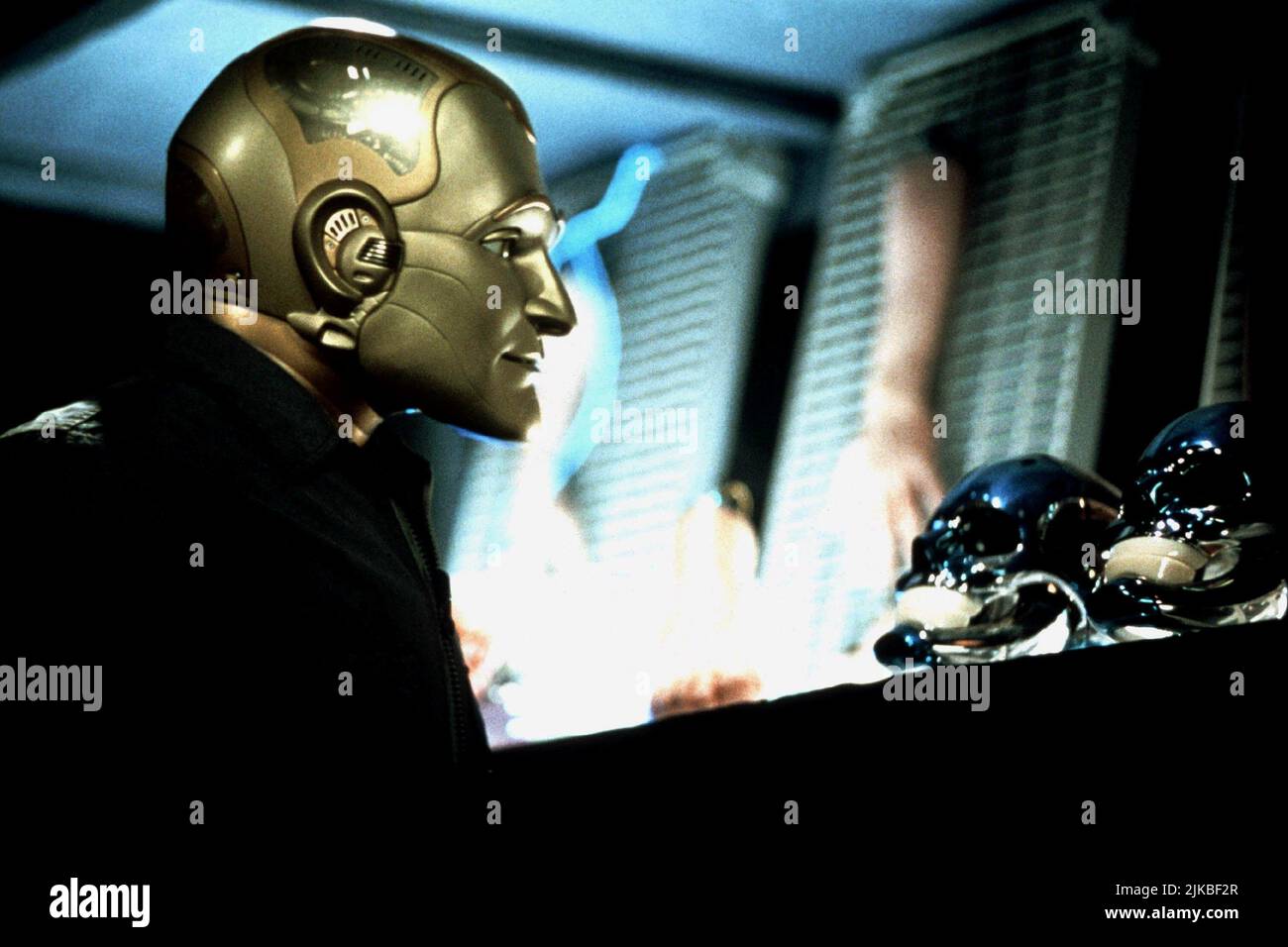 Robot de production hi-res stock photography and images - Alamy