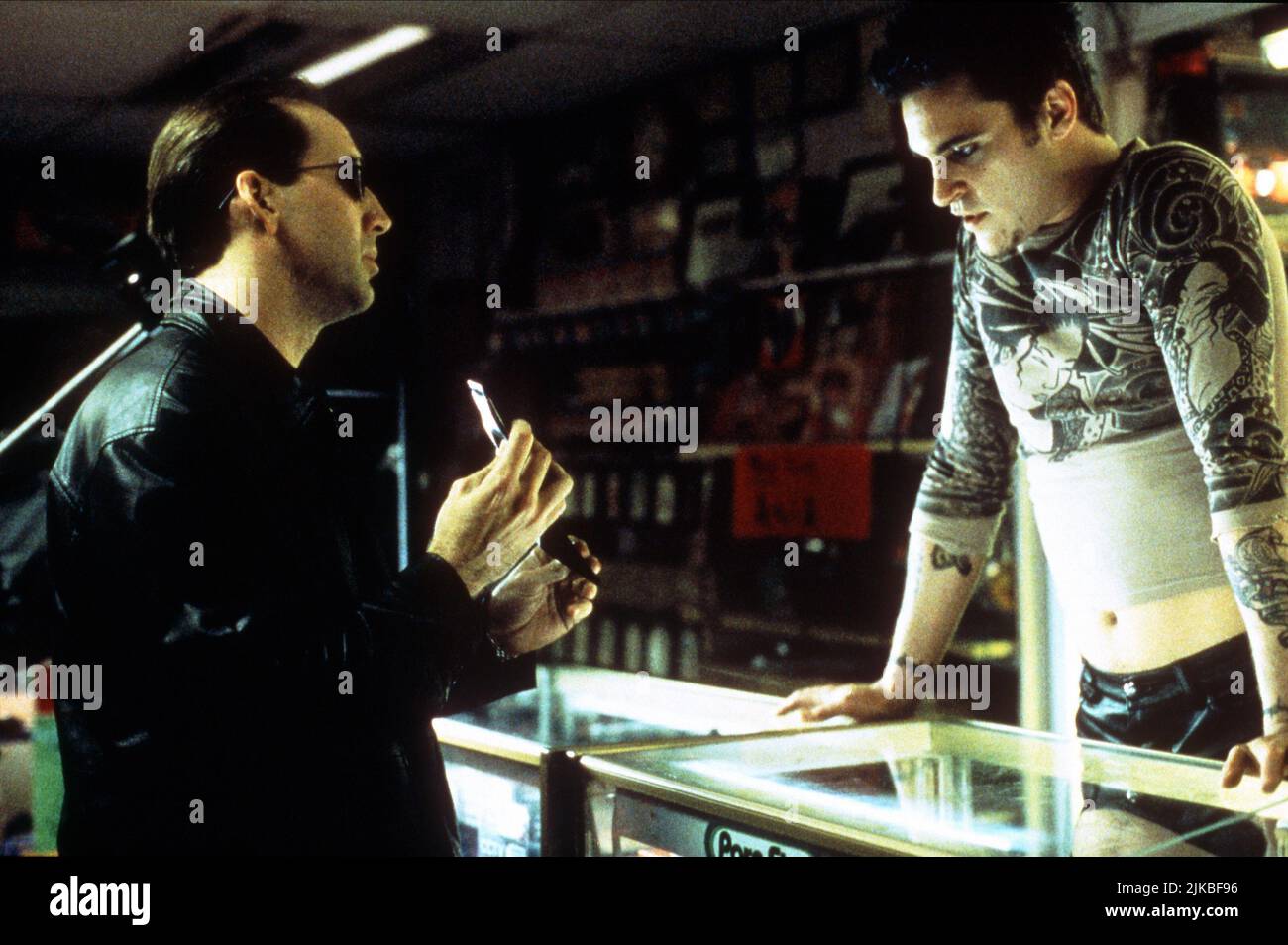 Nicolas Cage & Joaquin Phoenix Film 8mm (USA/DE 1999) Characters: Tom ...