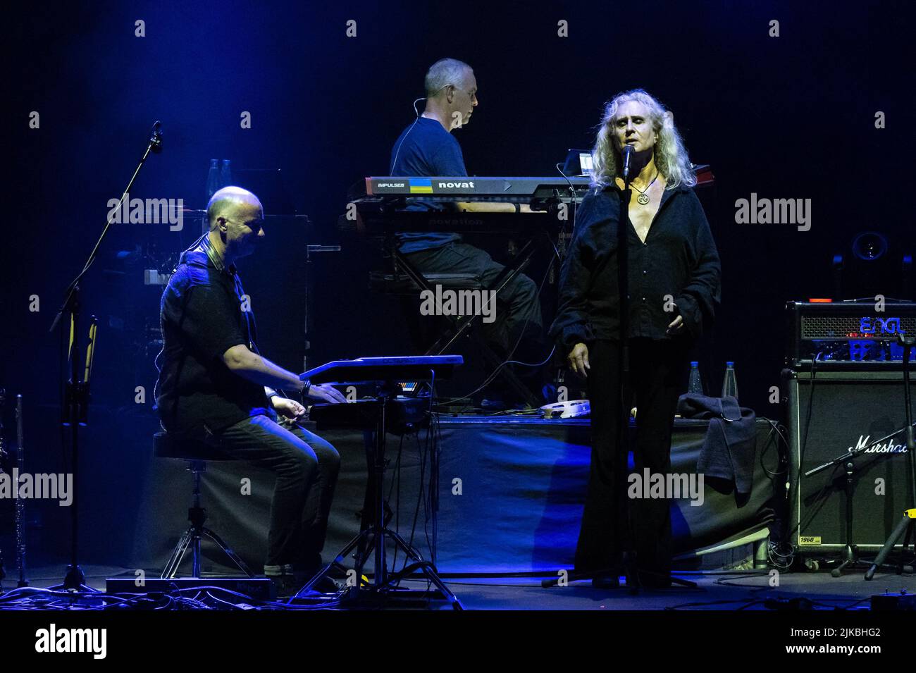 Concert of Steve Hackett, legendary guitarist of Genesis with Genesis ...