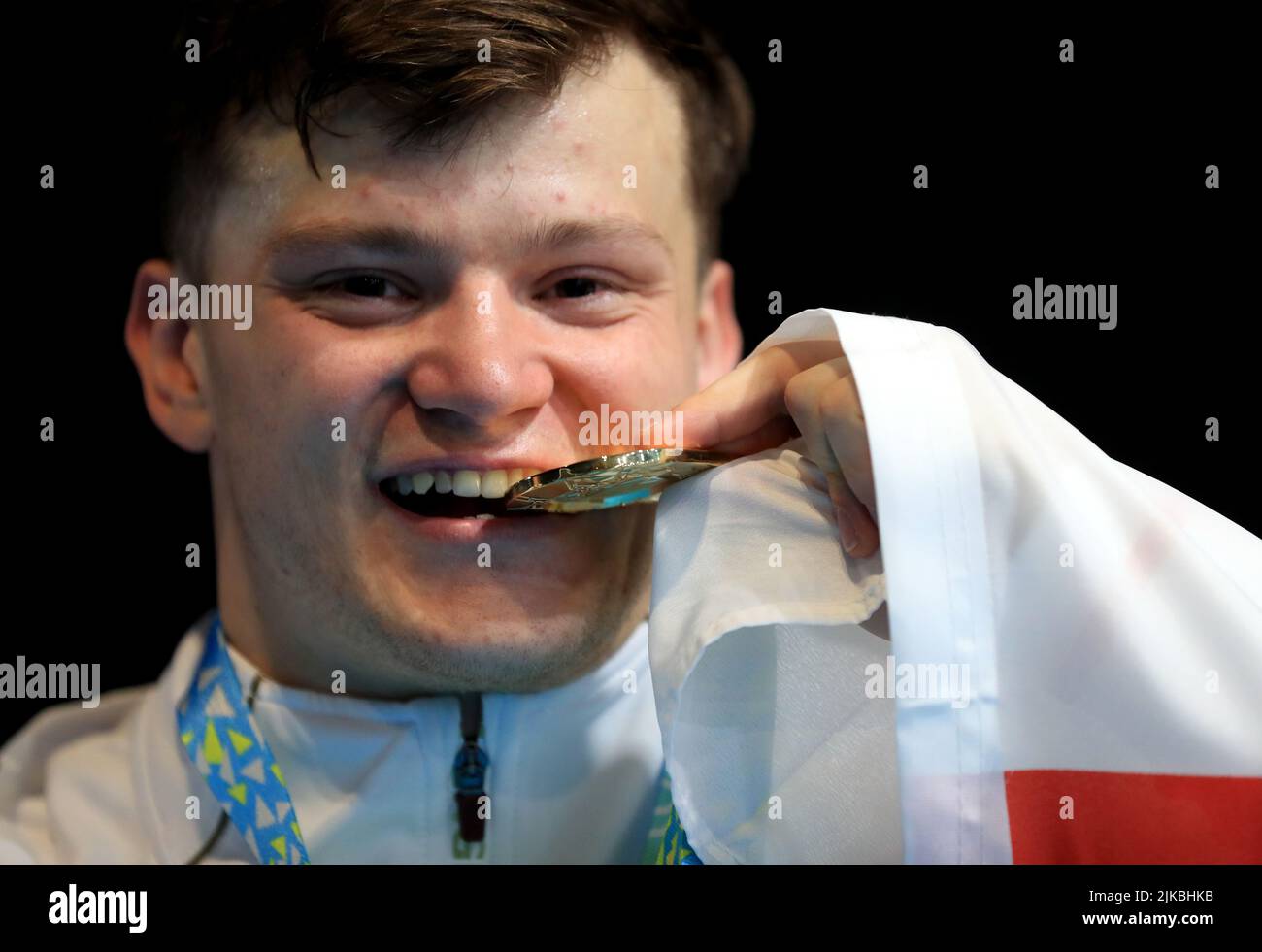 England’s Chris Murray poses with his medal after winning Gold during ...