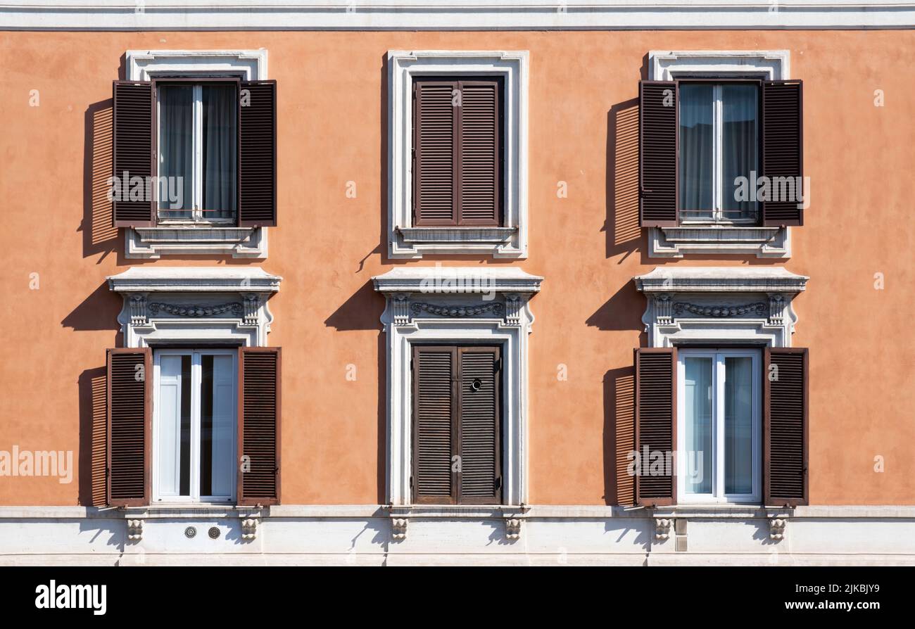 Sunny day windows closed hi-res stock photography and images - Alamy