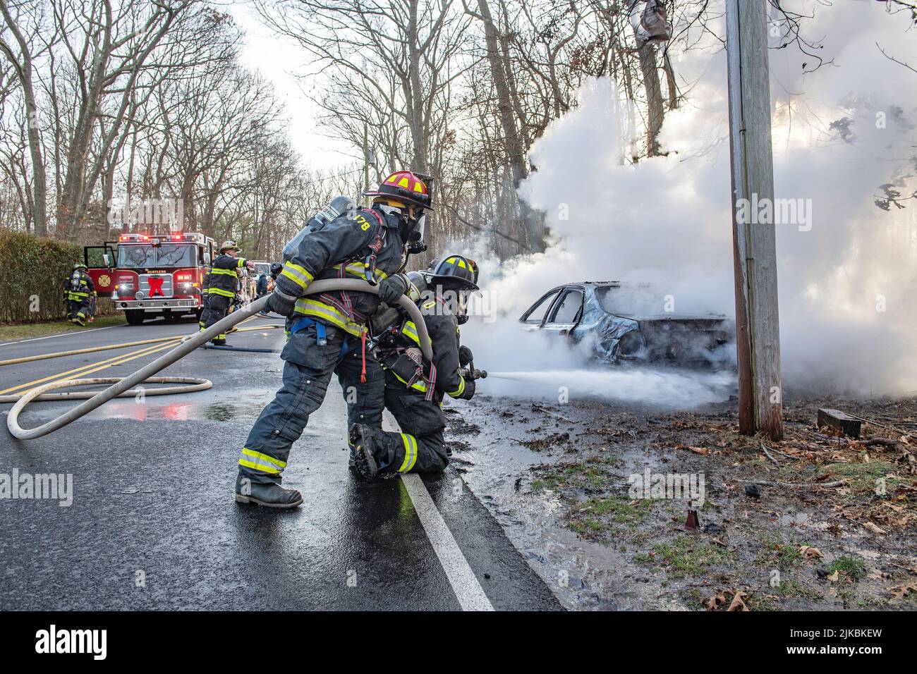 Fire extinguishing vehicle hi-res stock photography and images - Alamy